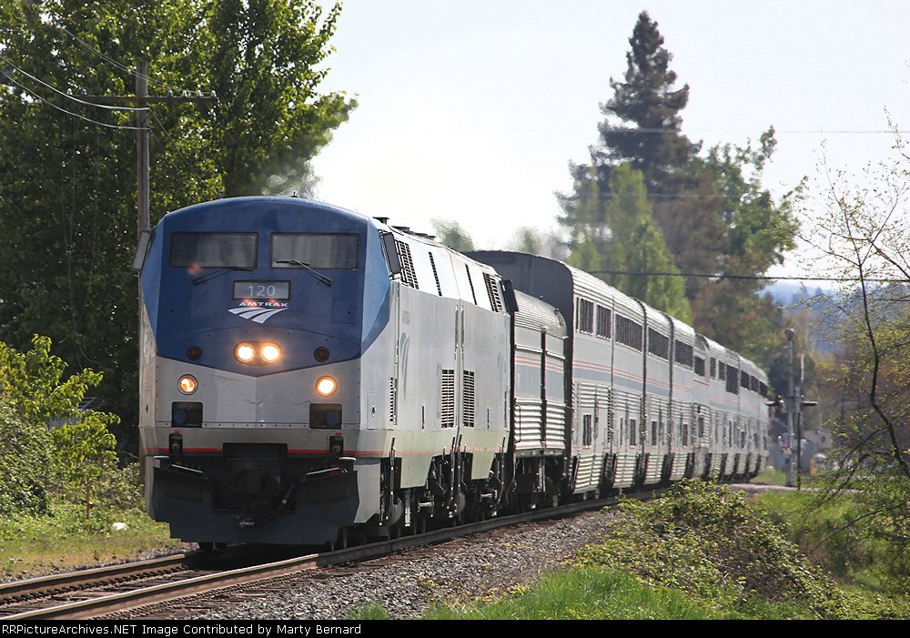 AMTK 120 With Coast Starlight #14
